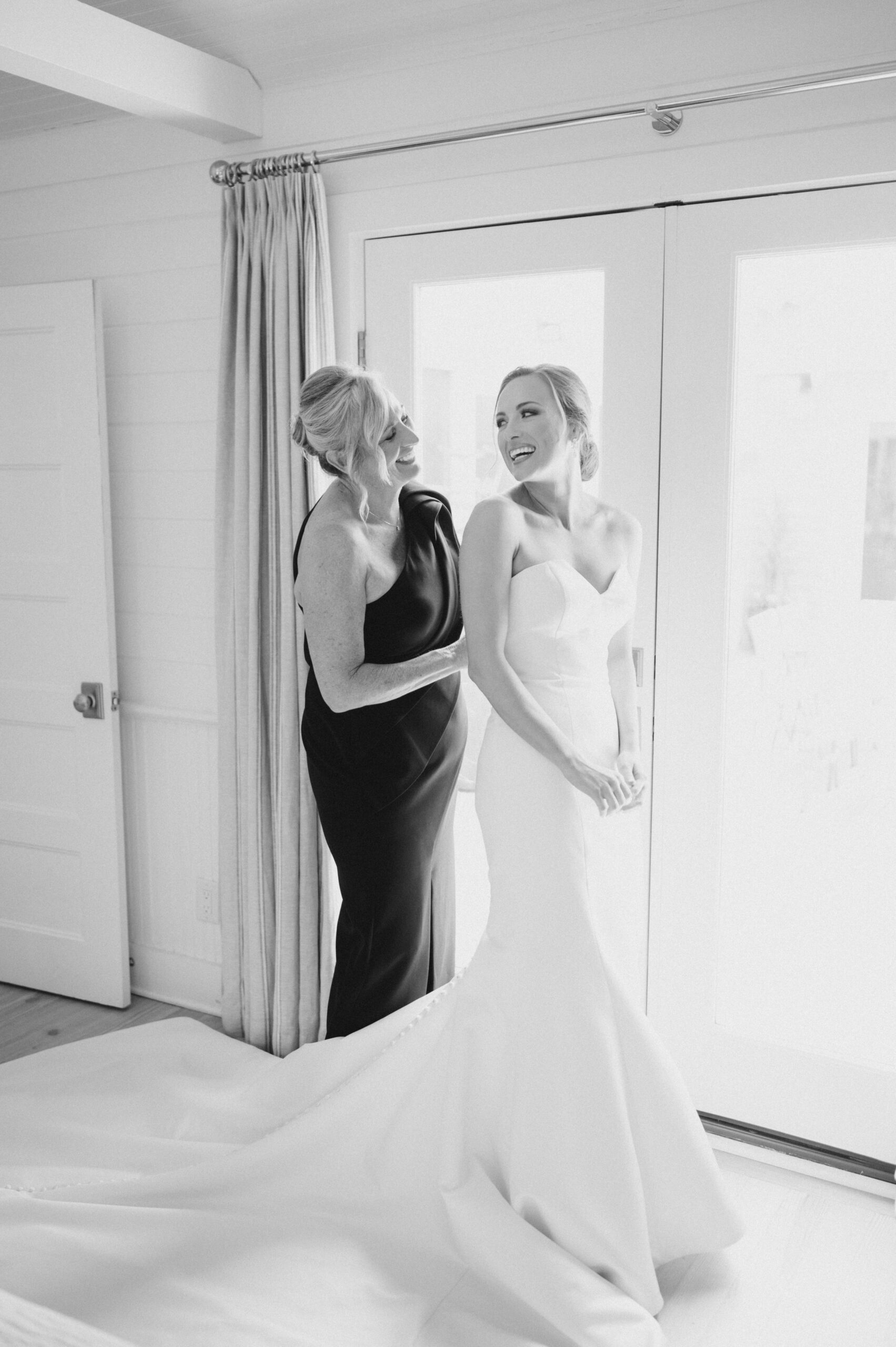 A Seaside Chapel Spring Neutral Wedding | Showit Blog