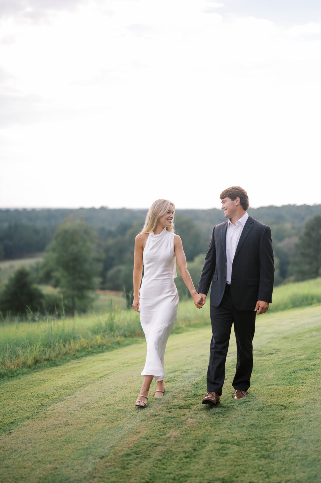A fall engagement for a spring wedding | Showit Blog